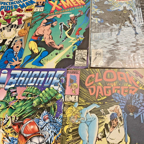Random Comic Book Lot (5X) - Spiderman, Marvel, DC, Valiant +MORE ...