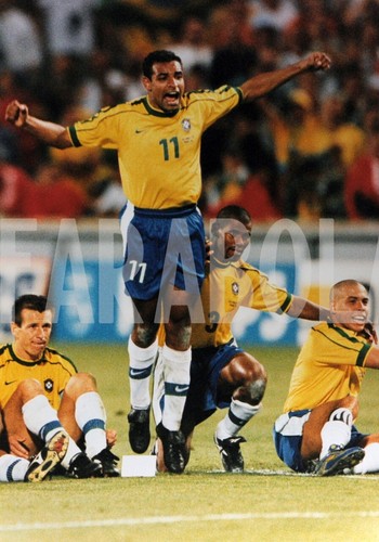 Photo de presse vintage Football Mondiale France 98 Brésil Le Puma ...