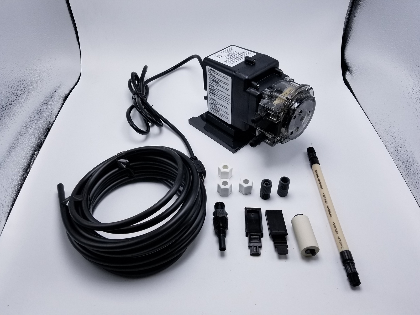 Stenner Pump 45MPHP10 - 10 gpd. Fixed Rate - 100psi - 45MFH2A4S | eBay