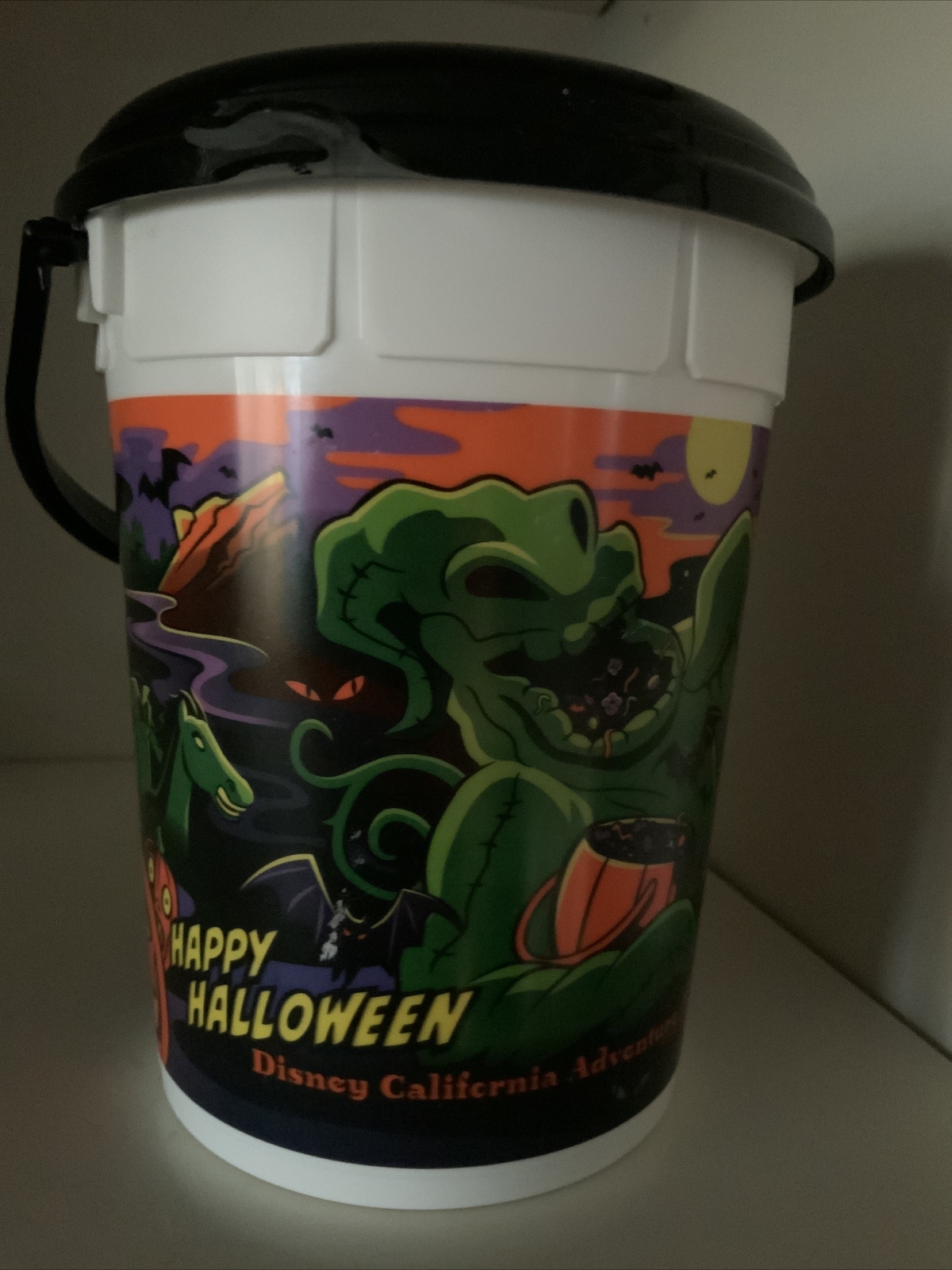 DISNEYLAND PARKS WHIRLEY POPCORN BUCKET LOT PASS HOLDER HALLOWEEN OOGIE ...