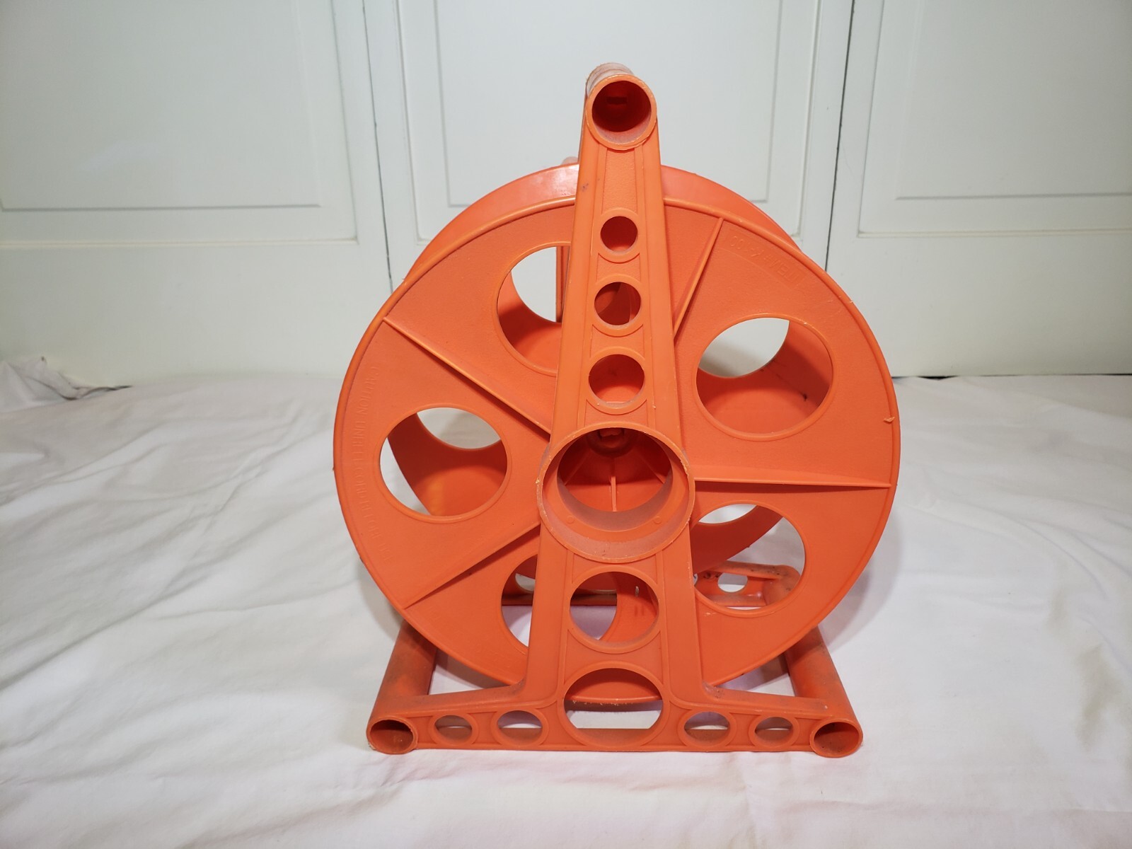 Orange HDX 150 ft. 16/3 Extension Cord / Cable STORAGE REEL w/ Stand | eBay
