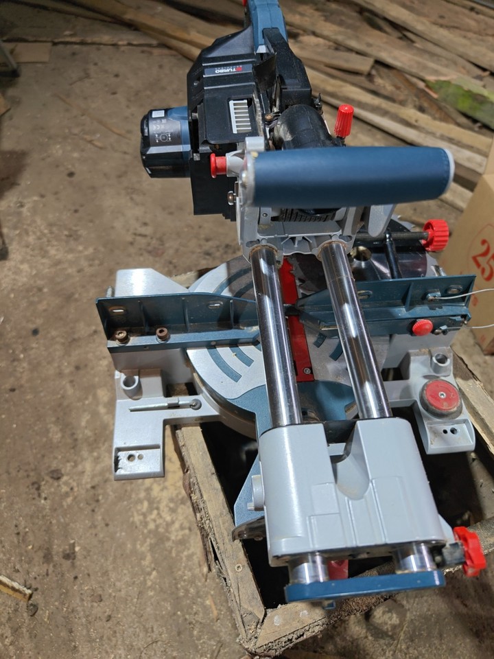 Bosch Professional BITURBO Mitre Saw 18V Bare Unit Blade 216 x 30m GCM ...
