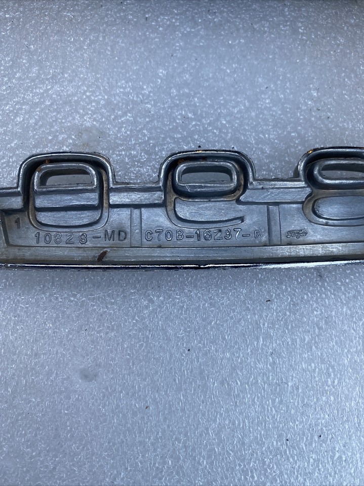 1967 Ford Fairlane 390 Emblem C70B-16237-B. | eBay