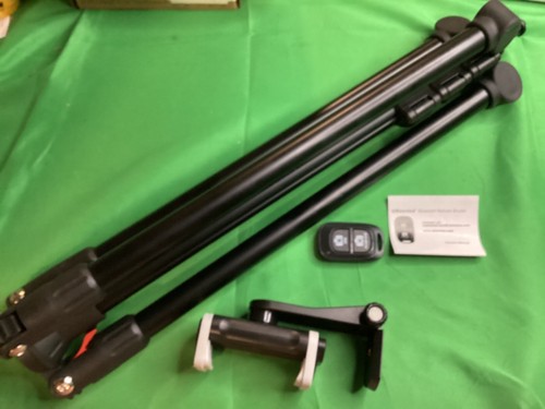 UBeesize Bluetooth Camera Remote Shutter for Smartphones Wireless with ...