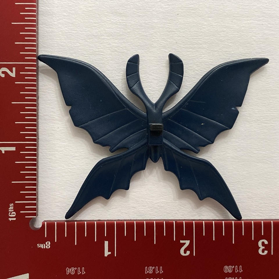 Ben 10 Big Chill Wings Blue Ultimate Alien Force Creation Chamber 2008 ...