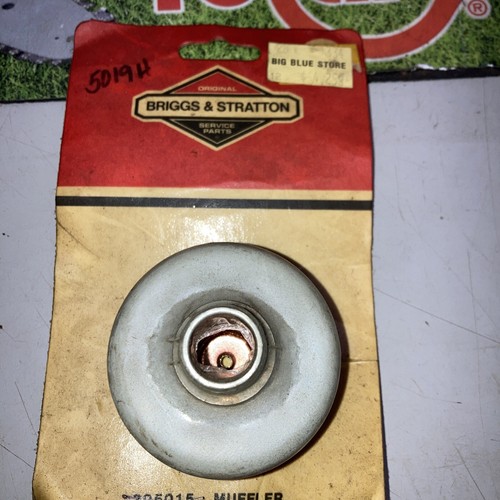 OEM Genuine Briggs & Stratton 395015 Muffler 5019 5019H NOS 1/2” Screw ...