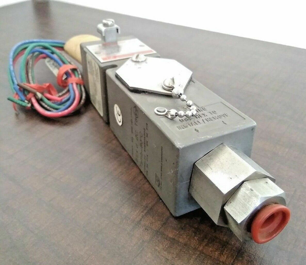 UE Pressure Switch 119 Series Type:H119 Model:358 Range: 15-200 psi NEW ...