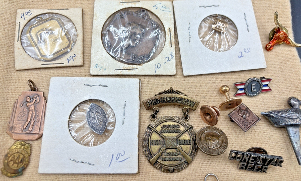 MISC VTG ANT BADGES, GOLD COLLAR BUTTONS, KNIFE, COINS, PINS, BRACELET ...