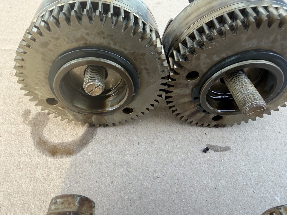 M156 Engine Intake Camshaft Adjuster OEM Mercedes W221 S63 C63 CLK63 ...