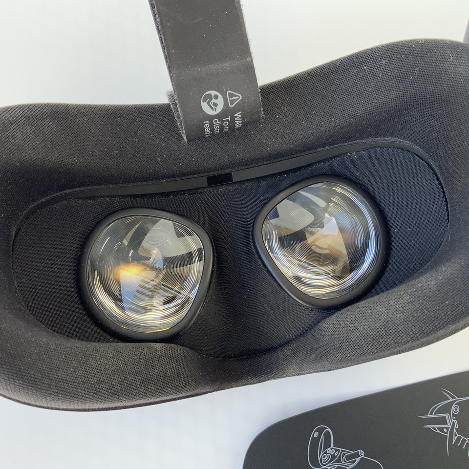 Meta Oculus Quest VR Headset Box Glasses Spacer Gently Used Works Black ...