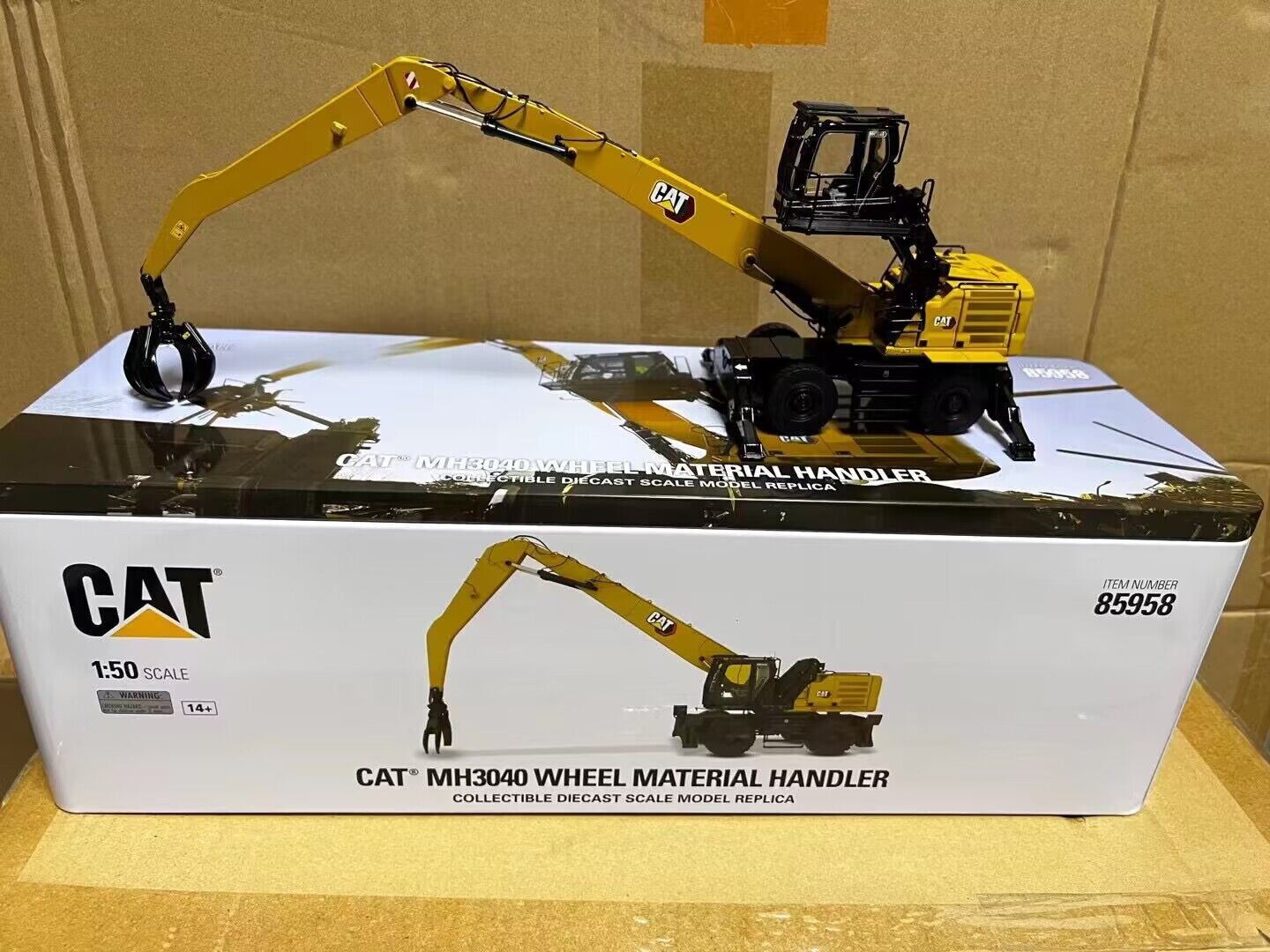 Caterpillar Cat MH3040 Wheel Material Handler 1/50 Scale DieCast ...