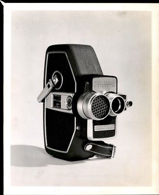LD335 1957 Original Photo NEW ELECTRIC EYE TYPE BELL & HOWELL 240 16MM ...