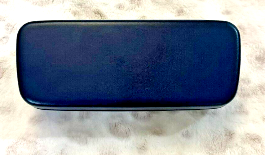Lacoste Navy Blue Clam Shell Sunglass/ Eyeglass Case | eBay