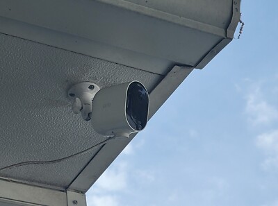 Arlo Pro 4 Spotlight Camera Bundle with Smart Hub & Outdoor Magnetic ...