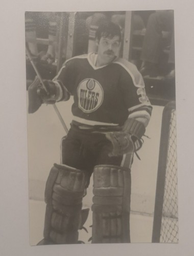 1980-81 EDMONTON OILERS POSTCARD PETE LOPRESTI | eBay