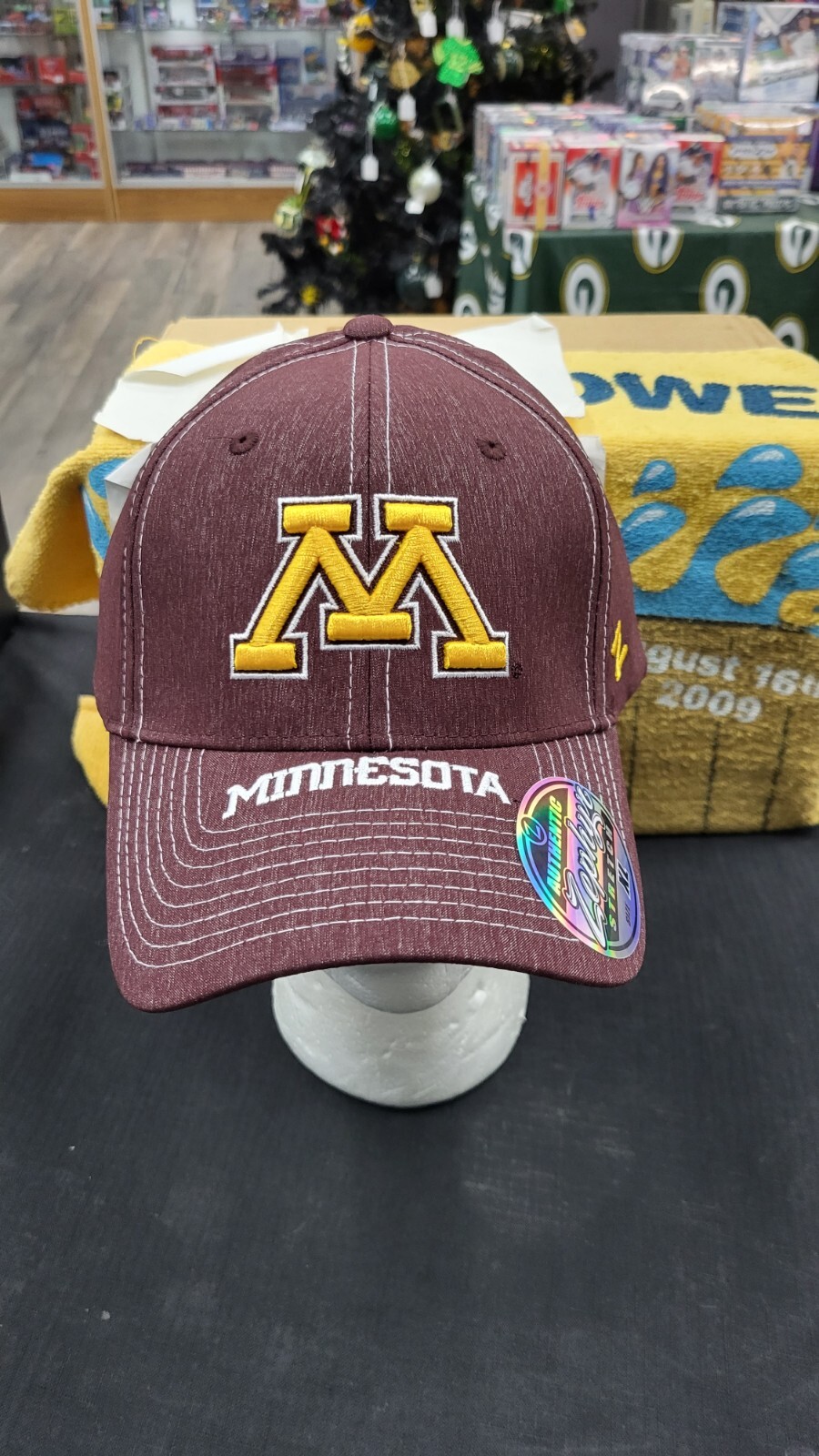 NWT NCAA MINNESOTA GOLDEN GOPHERS LOGO FLEX FIT CAP HAT ZEPHYR SMALL, M ...