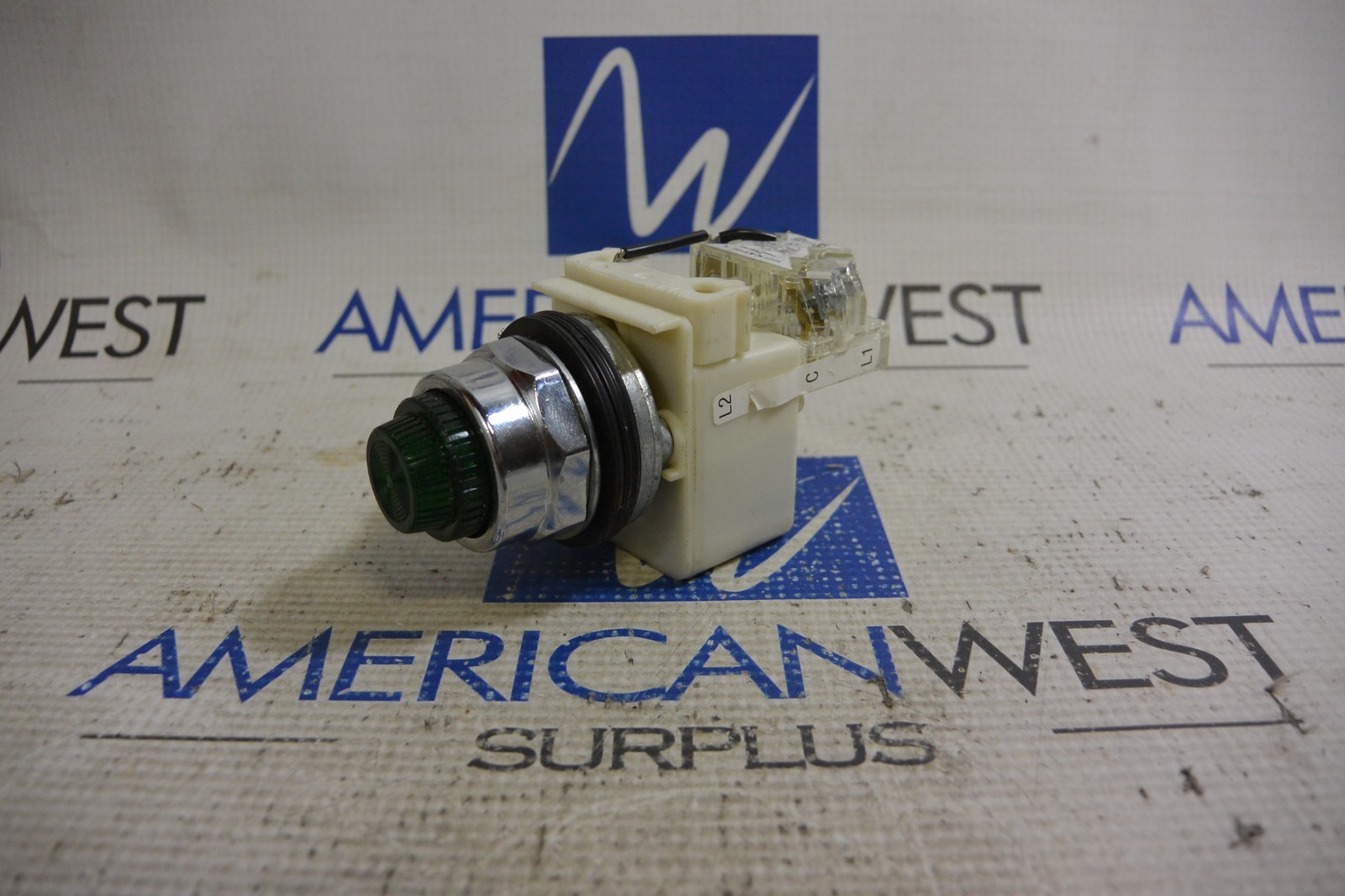 9001KM1 Square D GREEN Pushbutton Pilot Light 120v Push to Test Used ...