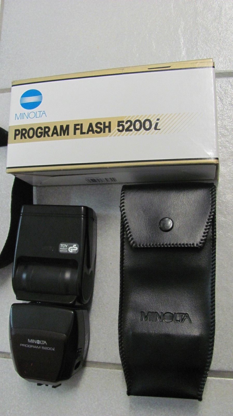 Minolta Dynax 8000i mit Objektiven 35-80mm, 80-200mm, Program Flash 5200i, ... | eBay.de