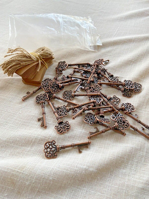 Old Fashioned Keys, Can Be Used For Crafting, Decor, Party Favors, Get ...