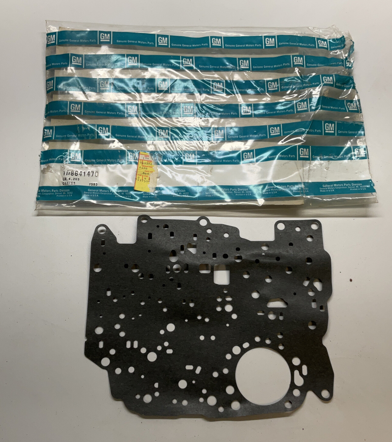 1980-1986 GM NOS Valve Body Separator Plate Gasket TH350 T21 | eBay