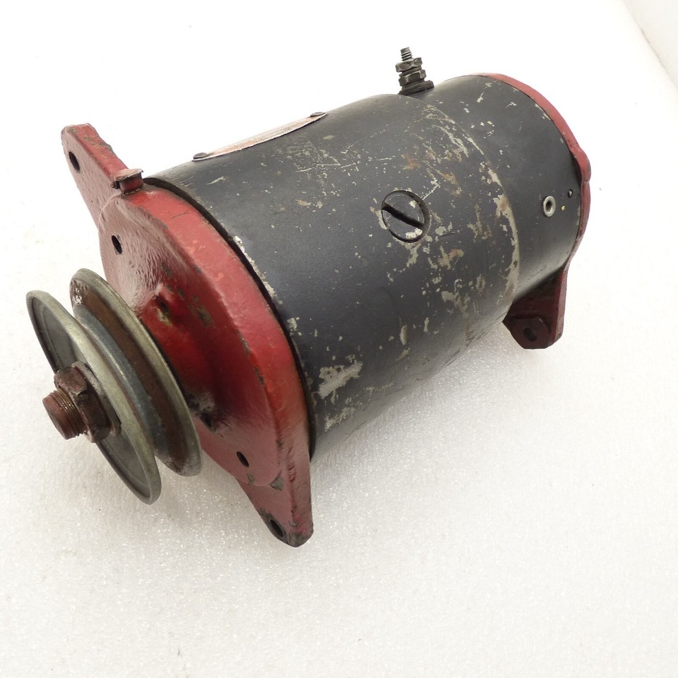 Vintage old Delco Remy 12 volt generator | eBay