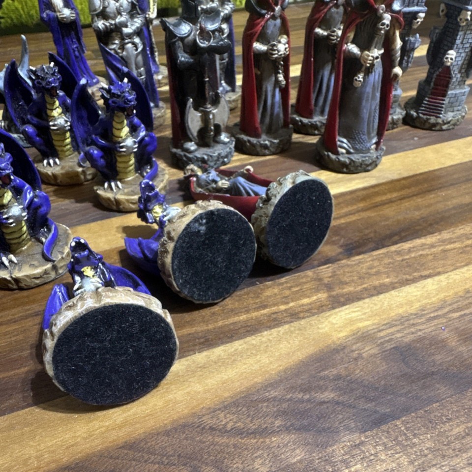 Fantasy Dragons & Wizards Resin Chess Pieces Set Purple Silver Red Gray ...