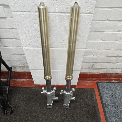 Kawasaki ZXR 400, ZXR400H Front Forks, Reasonable Condition, KR1S USD ...