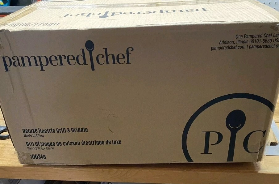 BRAND NEW-IN BOX: Pampered Chef Deluxe Electric Grill & Griddle * Free ...