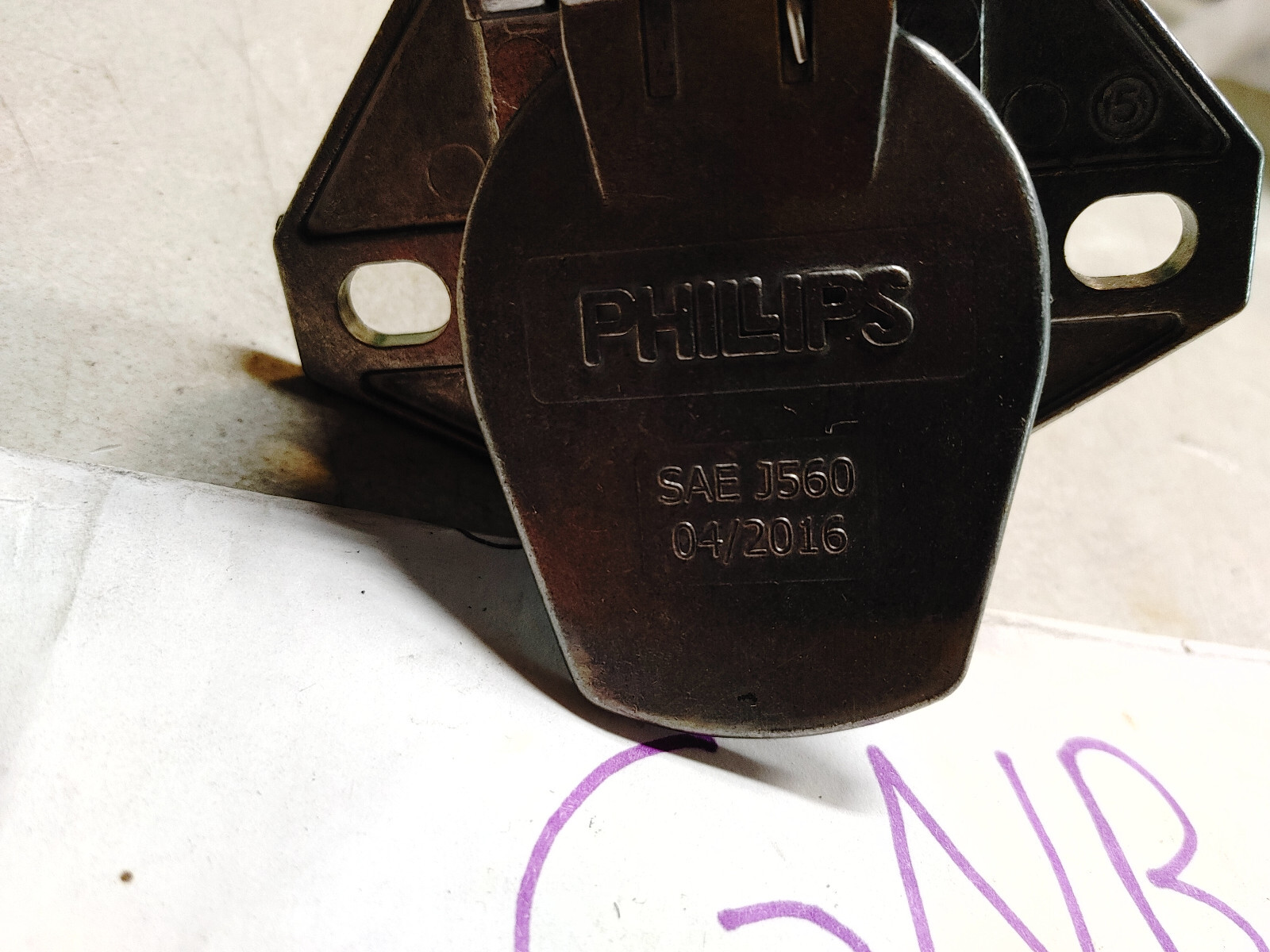 Phillips 15-720 Zinc Die-Cast Wire Insertion Socket 7-Way SAE J560 (GNB ...