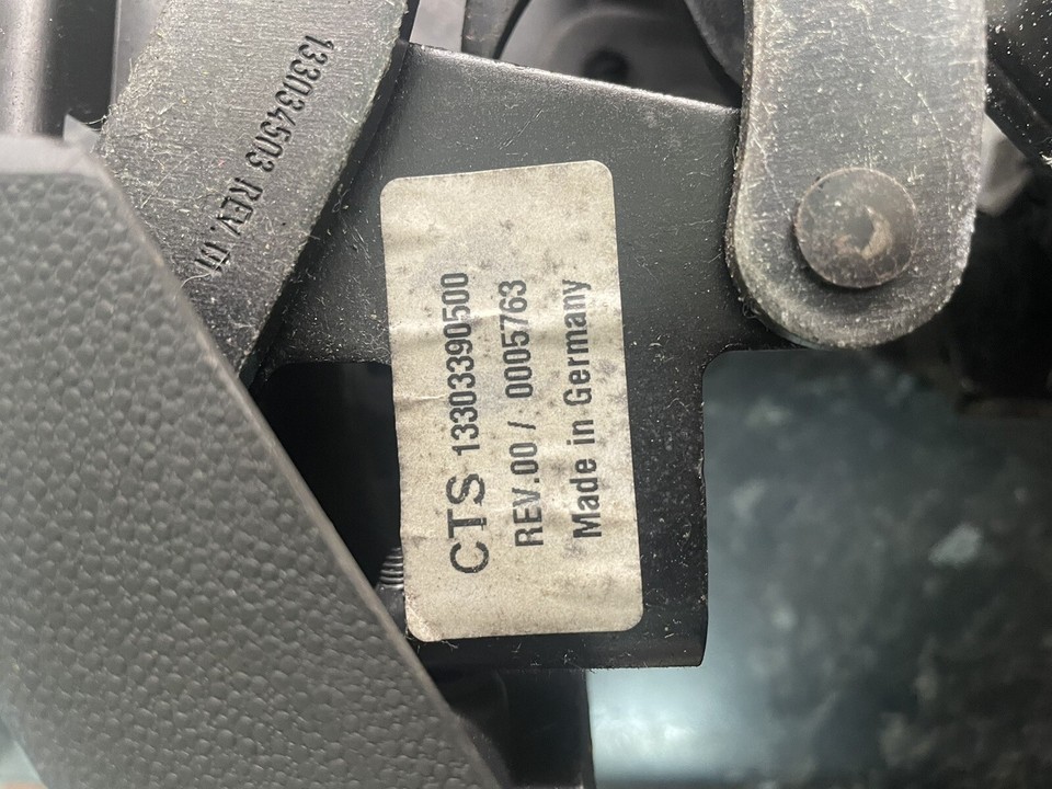 Vauxhall Astra H Mk5 Twintop Centre Boot Lid Hinge Motor 13197820 KWF13 ...