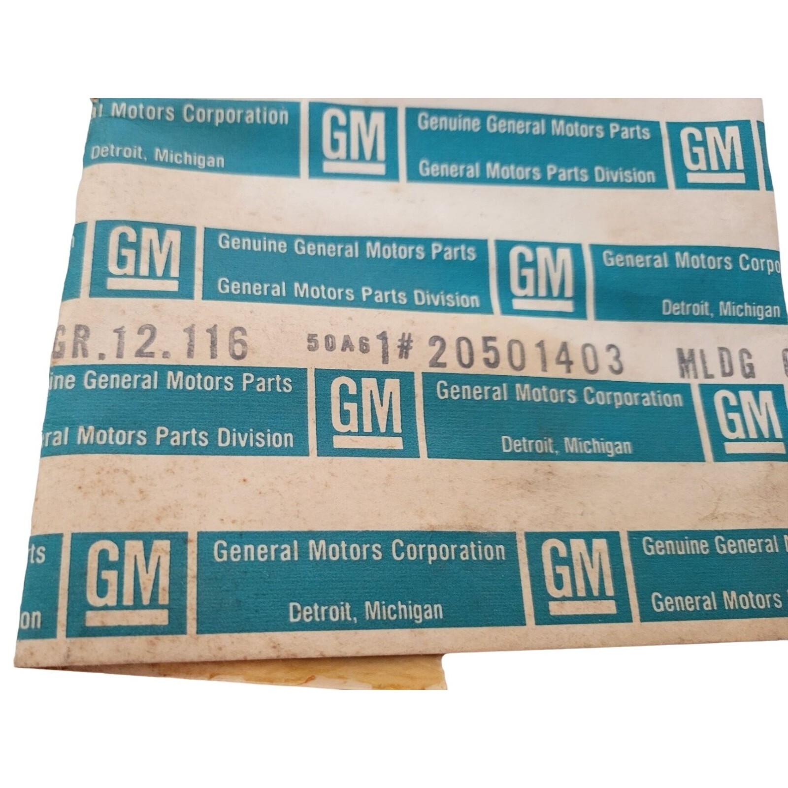 GM General Motors Part #20501403 MLDG- New Old Stock | eBay
