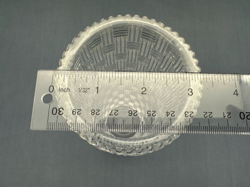 TIFFANY & CO Woven BASKET WEAVE Crystal Glass 8” CYLINDER VASE Made in ...