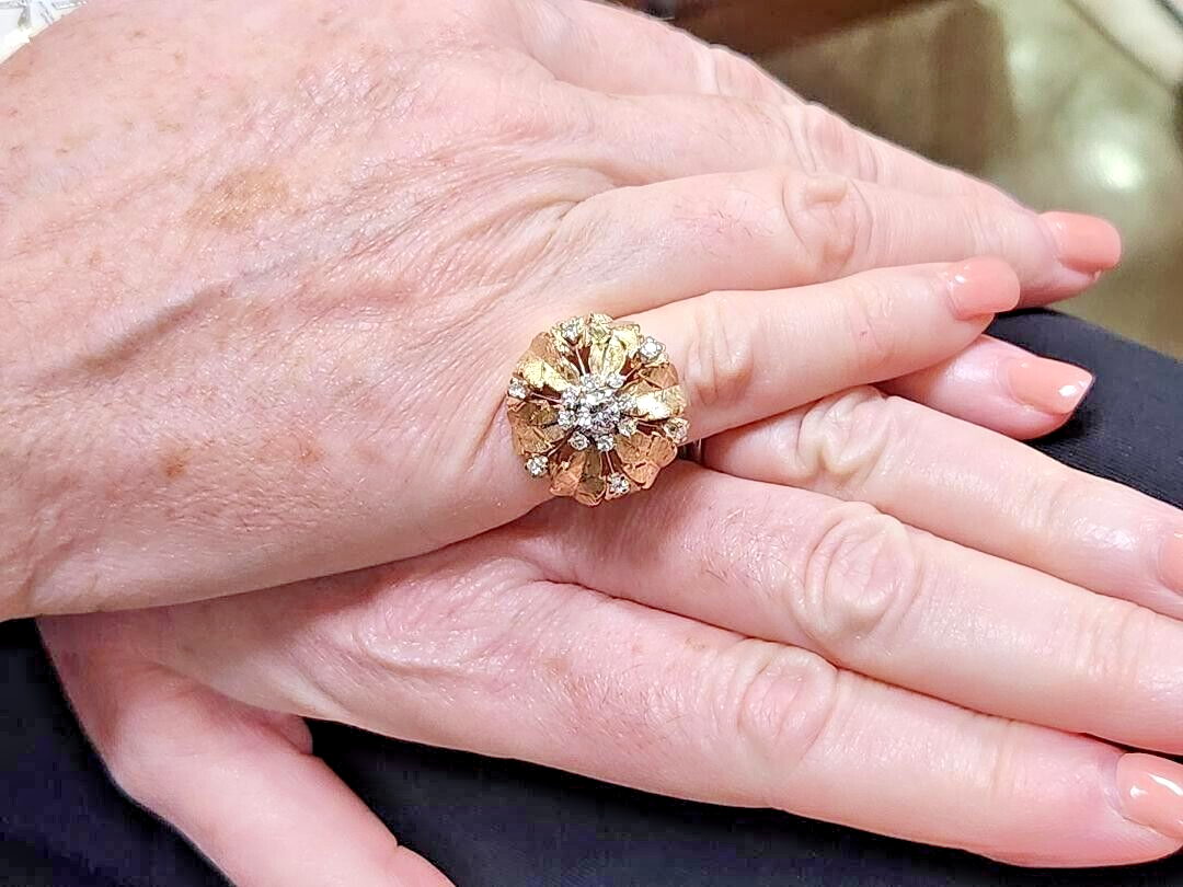 VINTAGE 50s 13.2ky Gold Leafy Floral Transitional Euro Diamond Dome ...