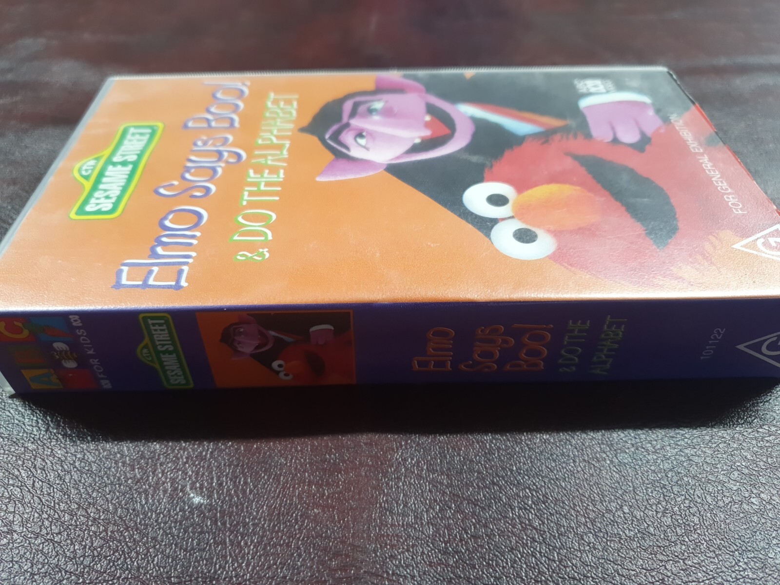 Sesame Street Elmo Says Boo & Do The | Grelly USA