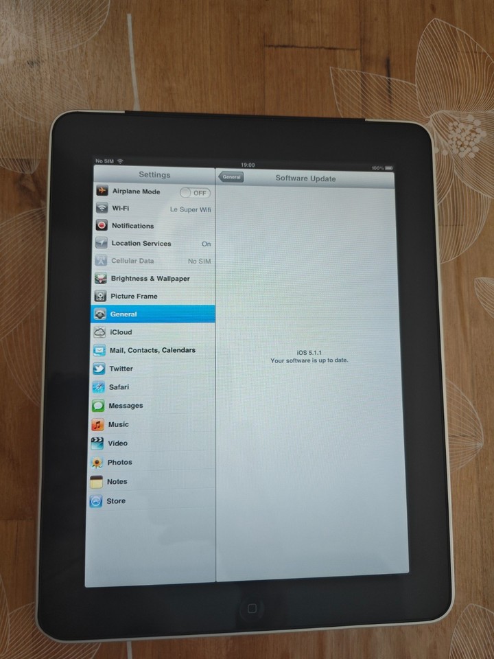 iPad 2010 GEN 1 (Wi-Fi + 3G) A1337 16 Go | eBay