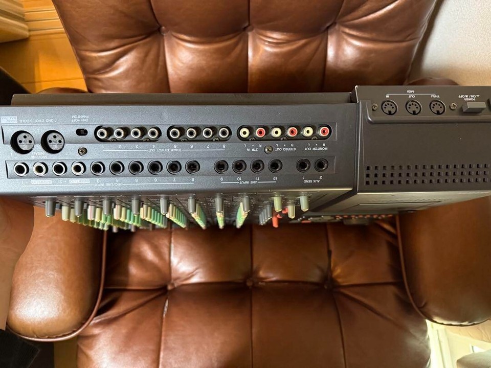 Yamaha MD8 8-track Multitrack Mini Disc MD Recorder Black Very Good ...