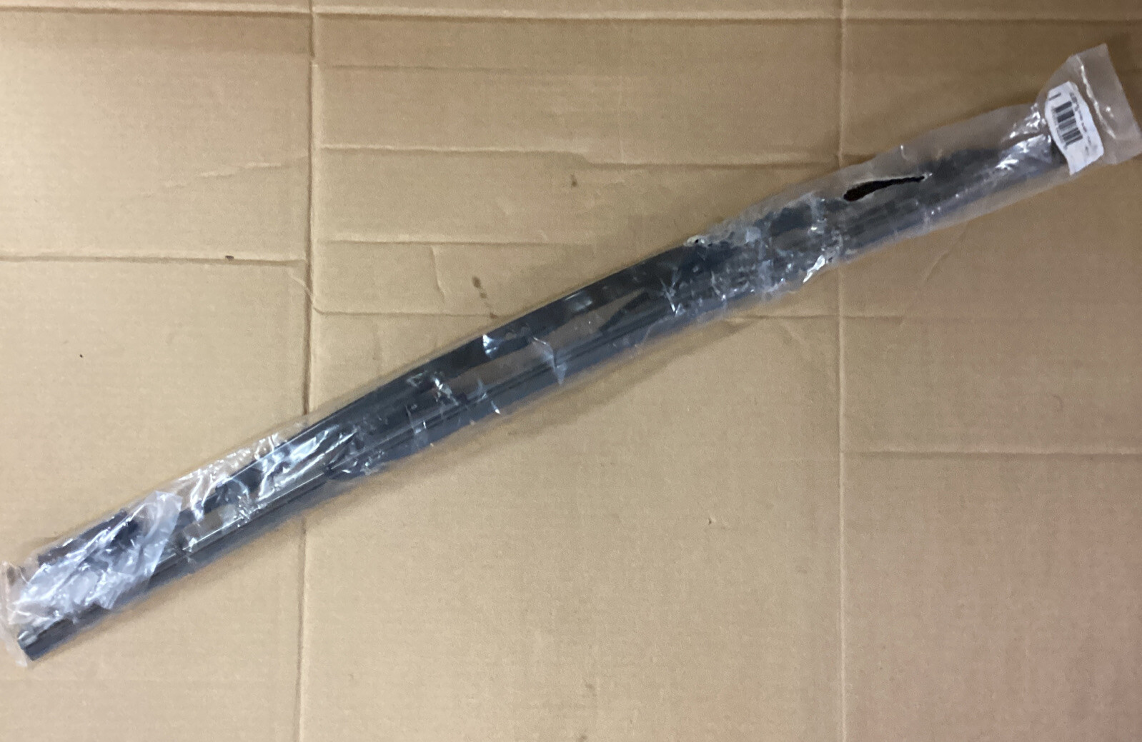 IMTRA - W SERIES WIPER BLADE, Black Stainless Steel, 28" (710mm) # ...