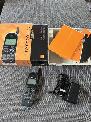 Motorola C520 Mobile Phone Orange Boxed Retro Vintage Brick Spares ...