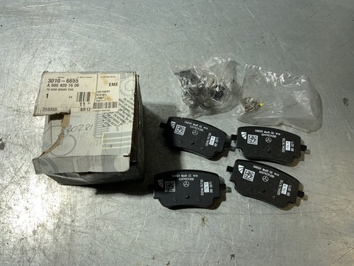 MERCEDES A45 CLA45 W117 W176 GENUINE REAR BRAKE PADS ♻️ A0004207600 ...