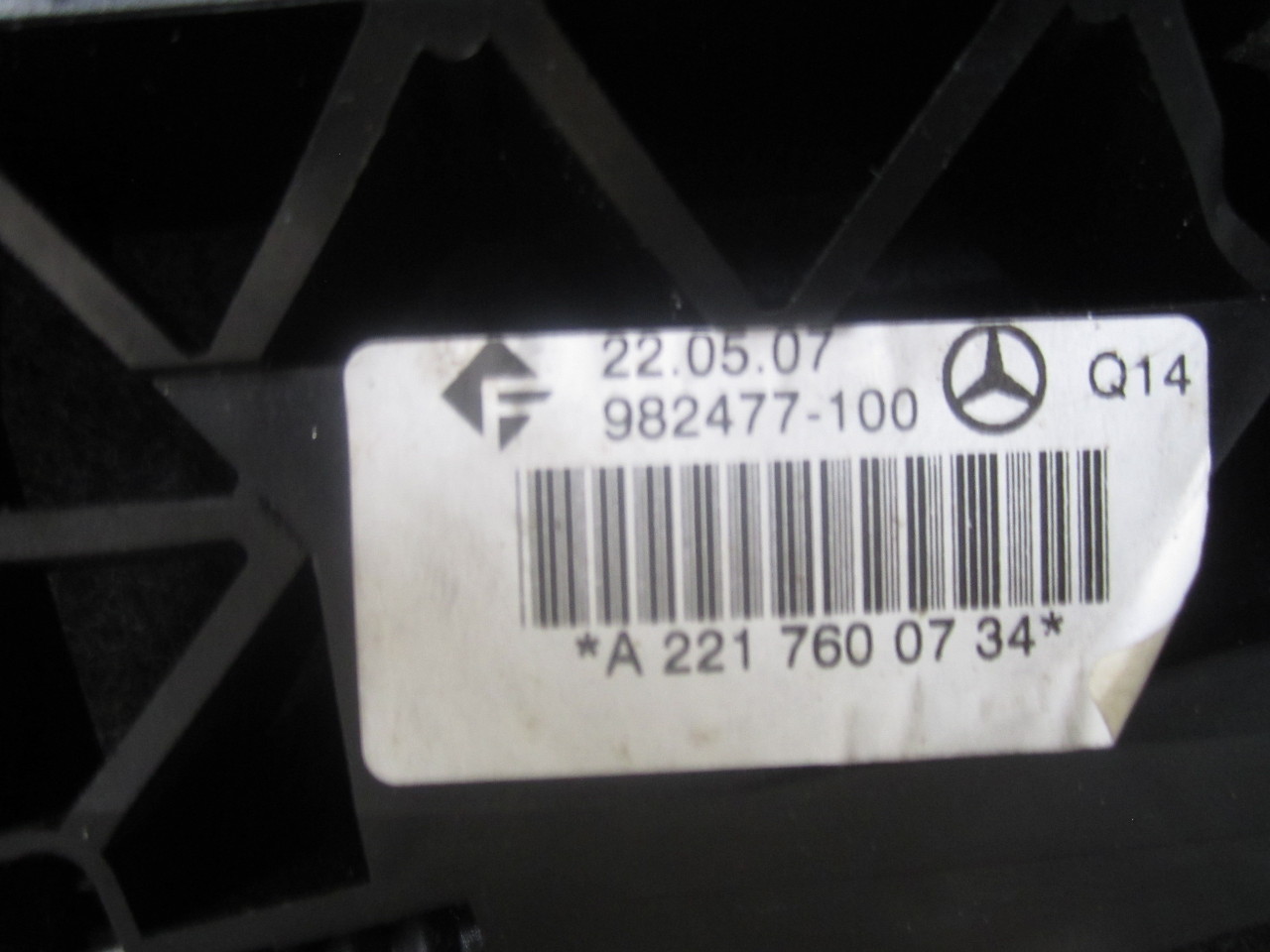 MERCEDES 2217600734 W221 REAR LEFT DOOR HANDLE KEYLESS AMG OEM S550 S ...