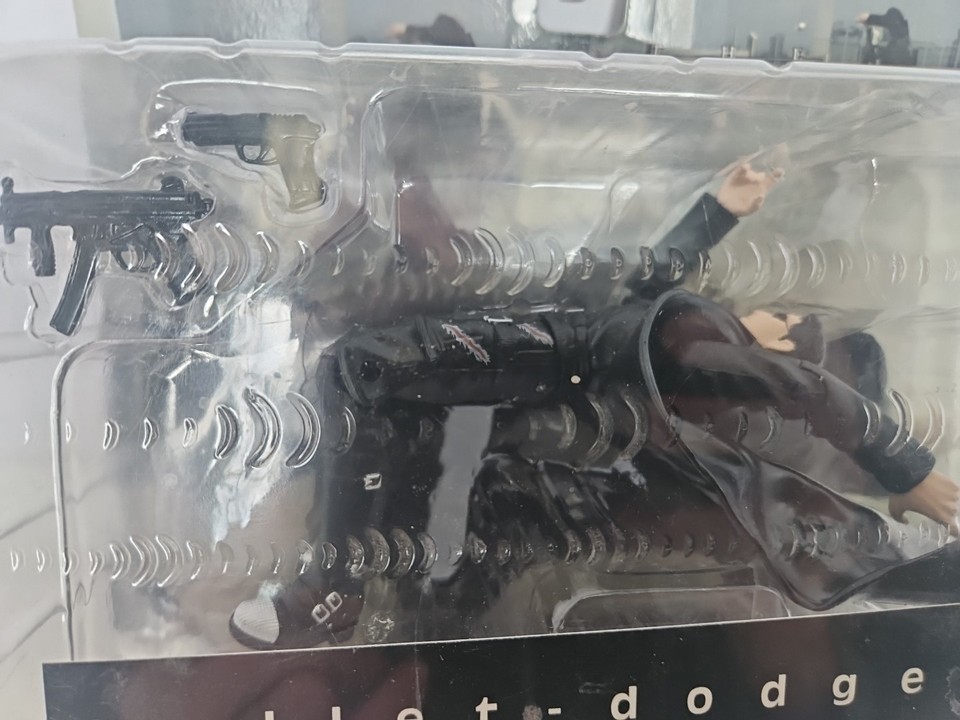 The Matrix Bullet Dodge Neo - 2001 N2 Toys, Keanu Reeves | eBay