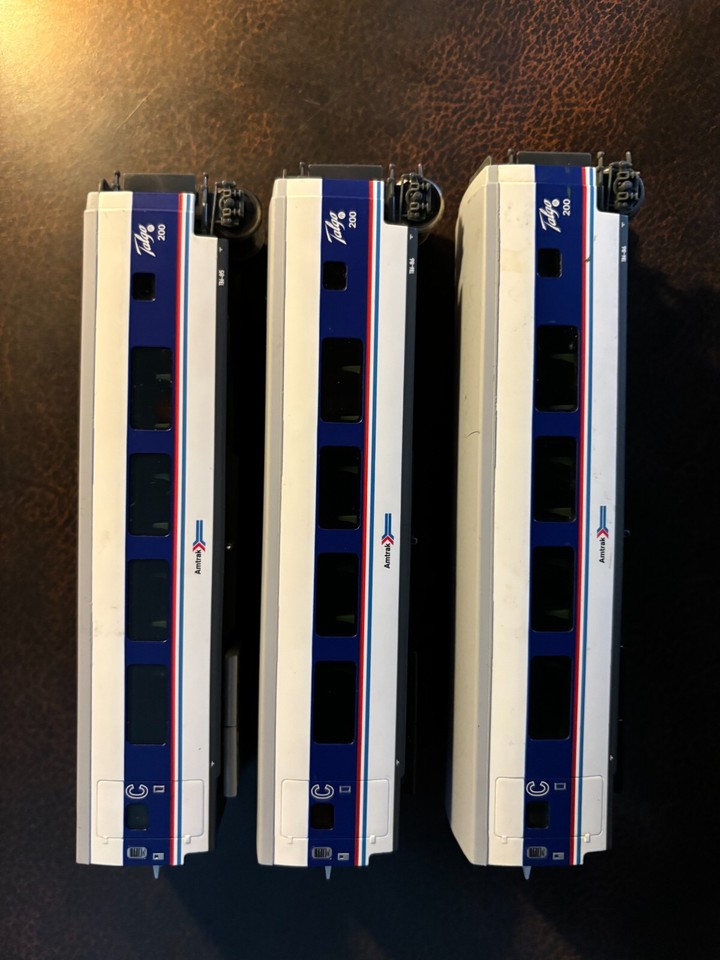 THREE (3) HO AMTRAK TALGO CARS, CTR SECTIONS | eBay