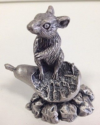 Pewter Mouse Figurine / Mouse / Mouse Standing on Pear/ Pear | eBay
