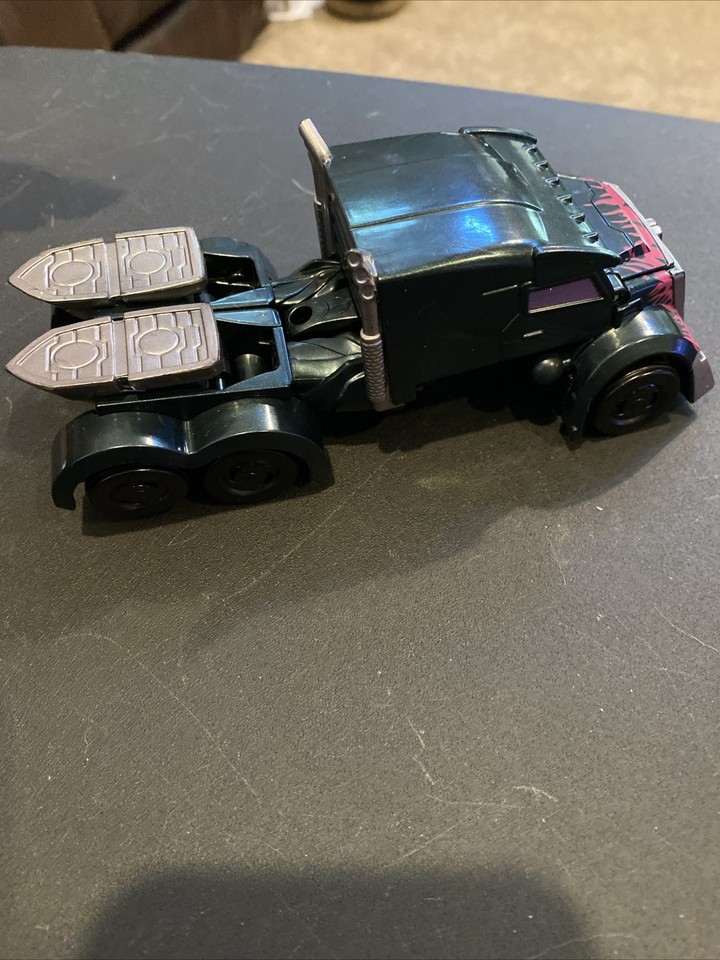 TRANSFORMER OPTIMUS PRIME GREEN SEMI TRUCK ACTION HEROS FIGURE HASBRO ...