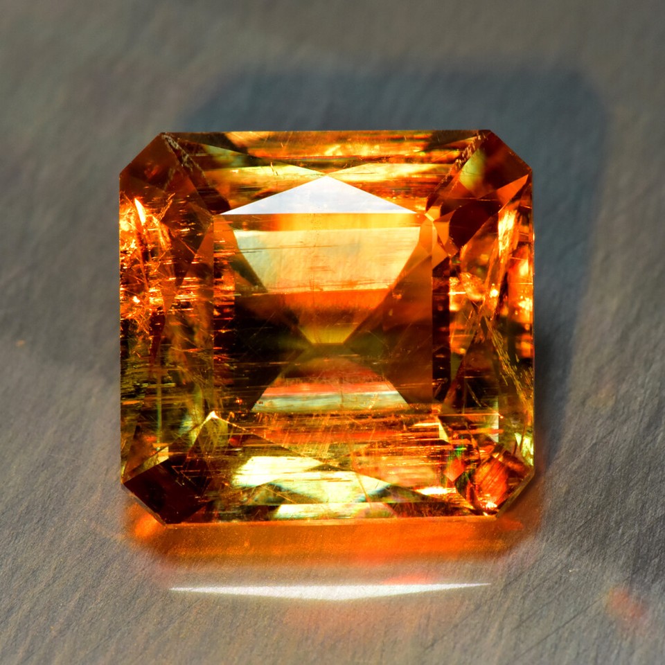 12.75Ct Octagan, Dazzling Transparent Gemstone Unheated Color Change ...