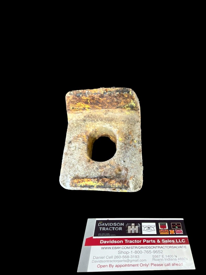 USED JOHN DEERE A B TRACTOR REAR WHEEL CASTING RIM CLAMP WEDGE B634R | eBay