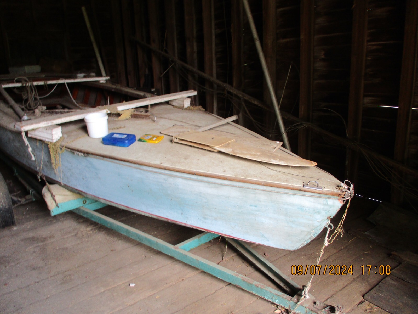 SPINNAKER BARN FIND 19 FOOT SAILBOAT WITH TRAILER STORED SINCE 1980'S ...