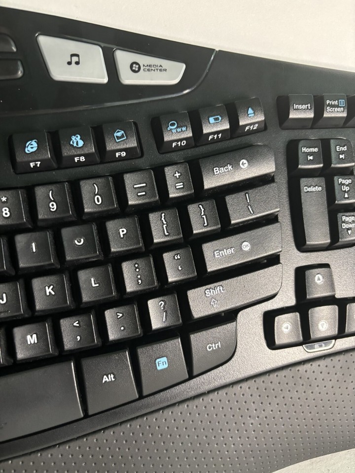 Logitech K350 wireless Wave eronomic keyboard | eBay