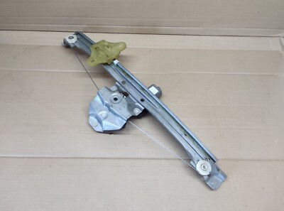 Renault Captur 2013 Front Door Window Regulator & Motor Right Side LHD ...