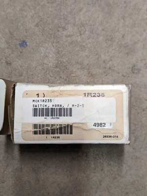 Mack 1R235 HORN SWITCH | eBay